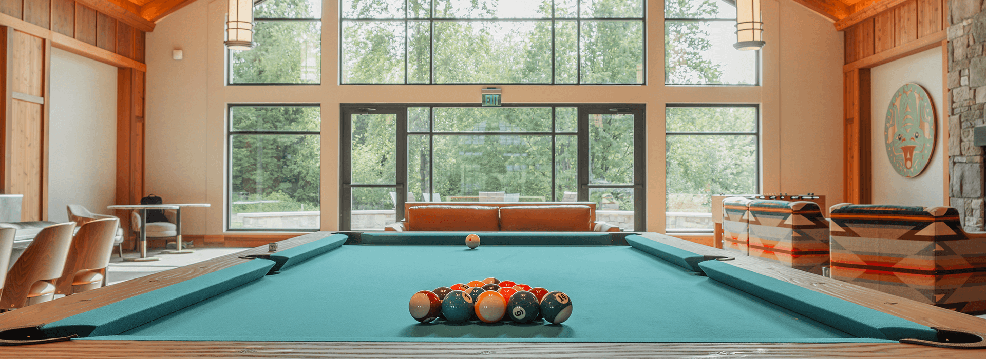 1Discover the Clubhouse Amenities and Services for Your Stay